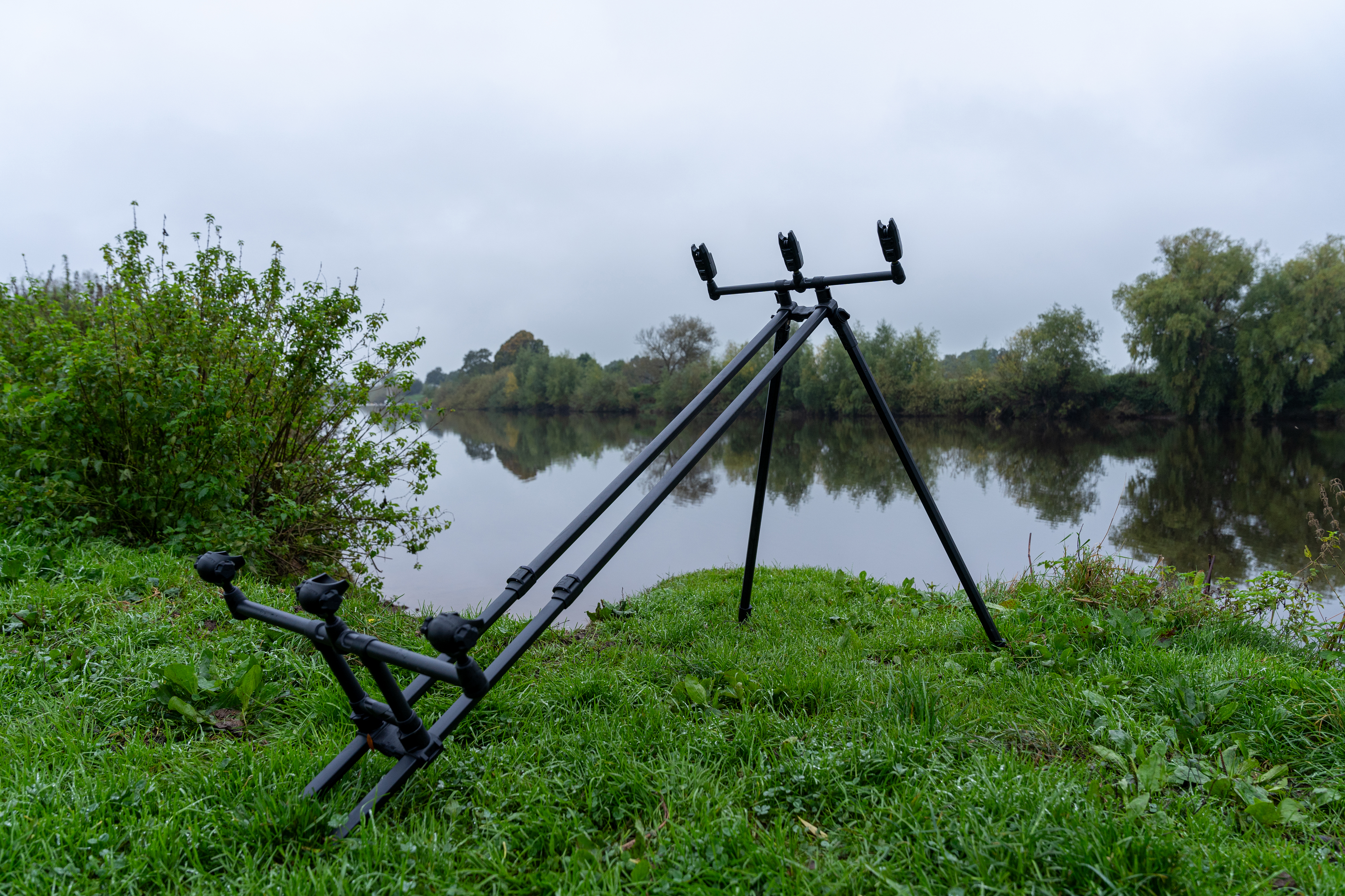 Deluxe 3 Rod Tripod | Fish For Everything